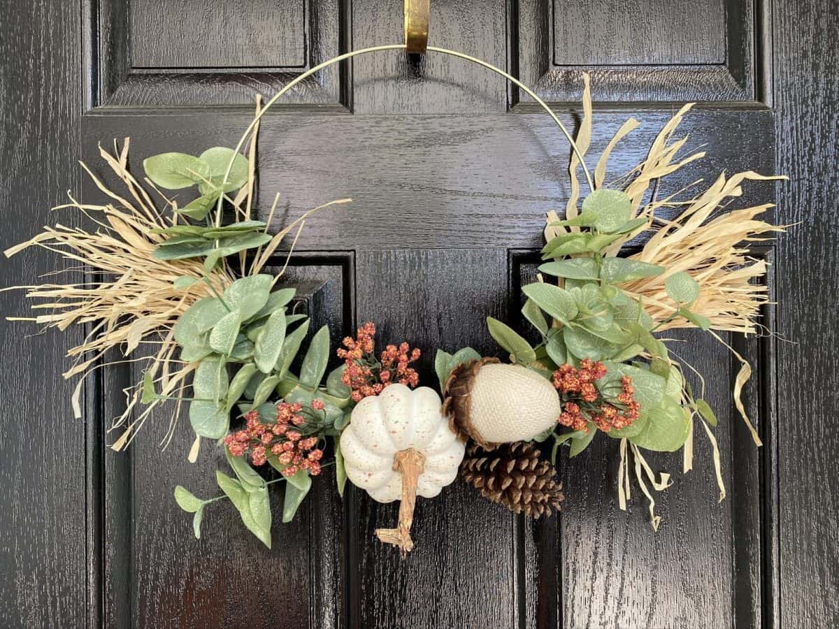 Everyday Wholesome | 100 Best Fall Hoop Wreaths for Autumn