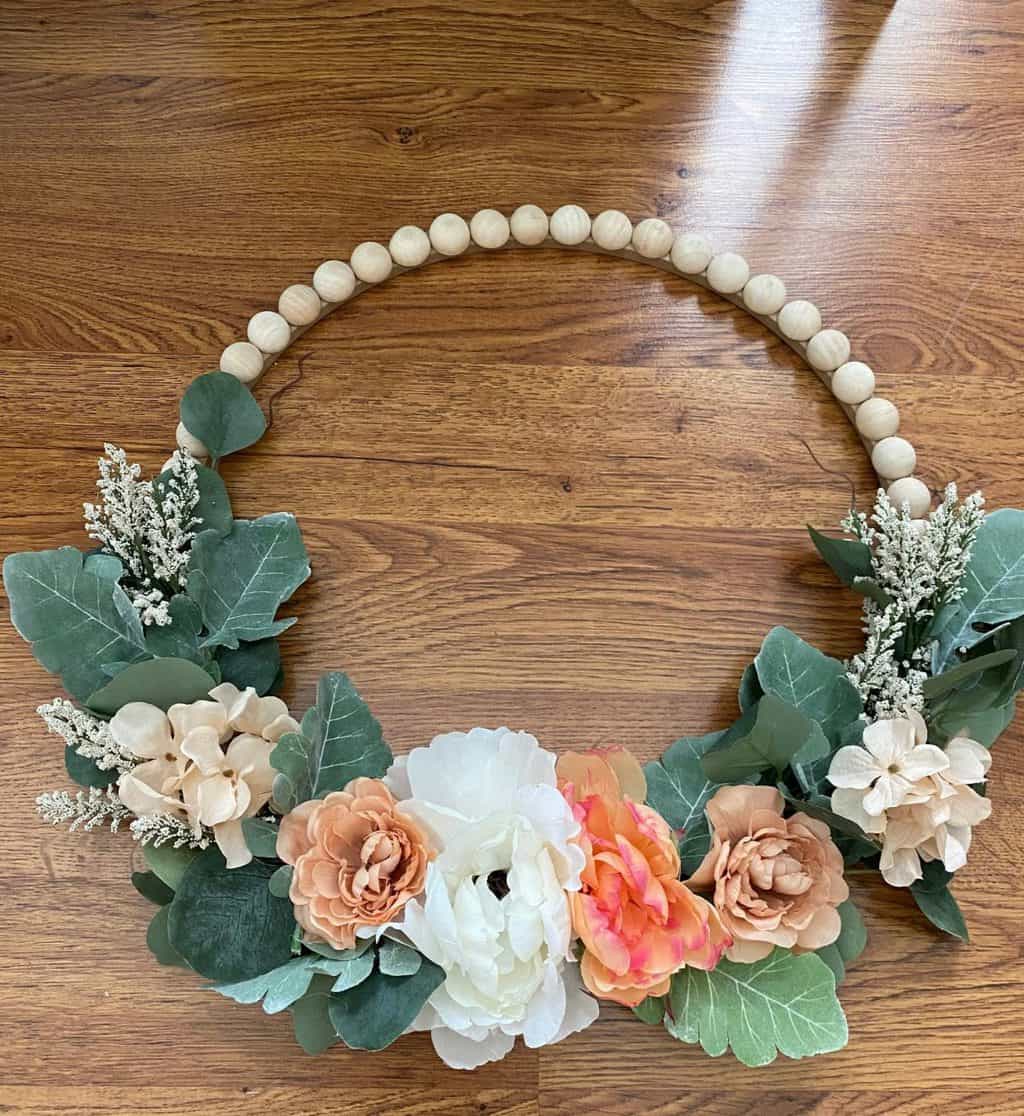 Everyday Wholesome | 30 Fall Wood Bead Wreaths for Autumn