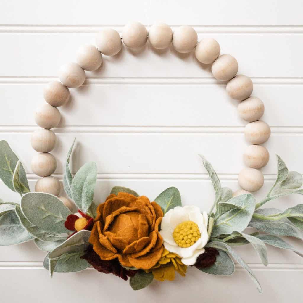 30 Fall Wood Bead Wreaths for Autumn – Everyday Wholesome