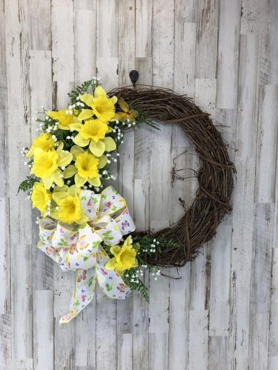 65 Yellow Spring and Summer Wreaths – Everyday Wholesome