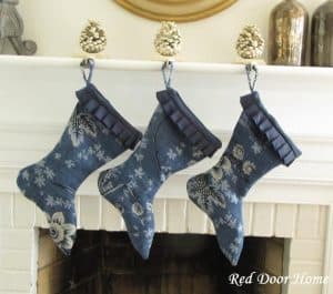 75 Blue Home Decor Ideas for Winter, Christmas & Holidays – Everyday ...