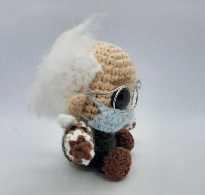 Everyday Wholesome | 50+ Crochet Bernie's | Bernie Sanders Mittens ...