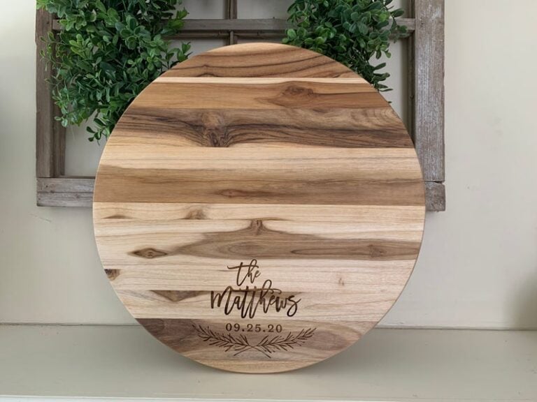 Kitchen Decor Ideas | Backsplash Round Cutting Boards – Everyday Wholesome
