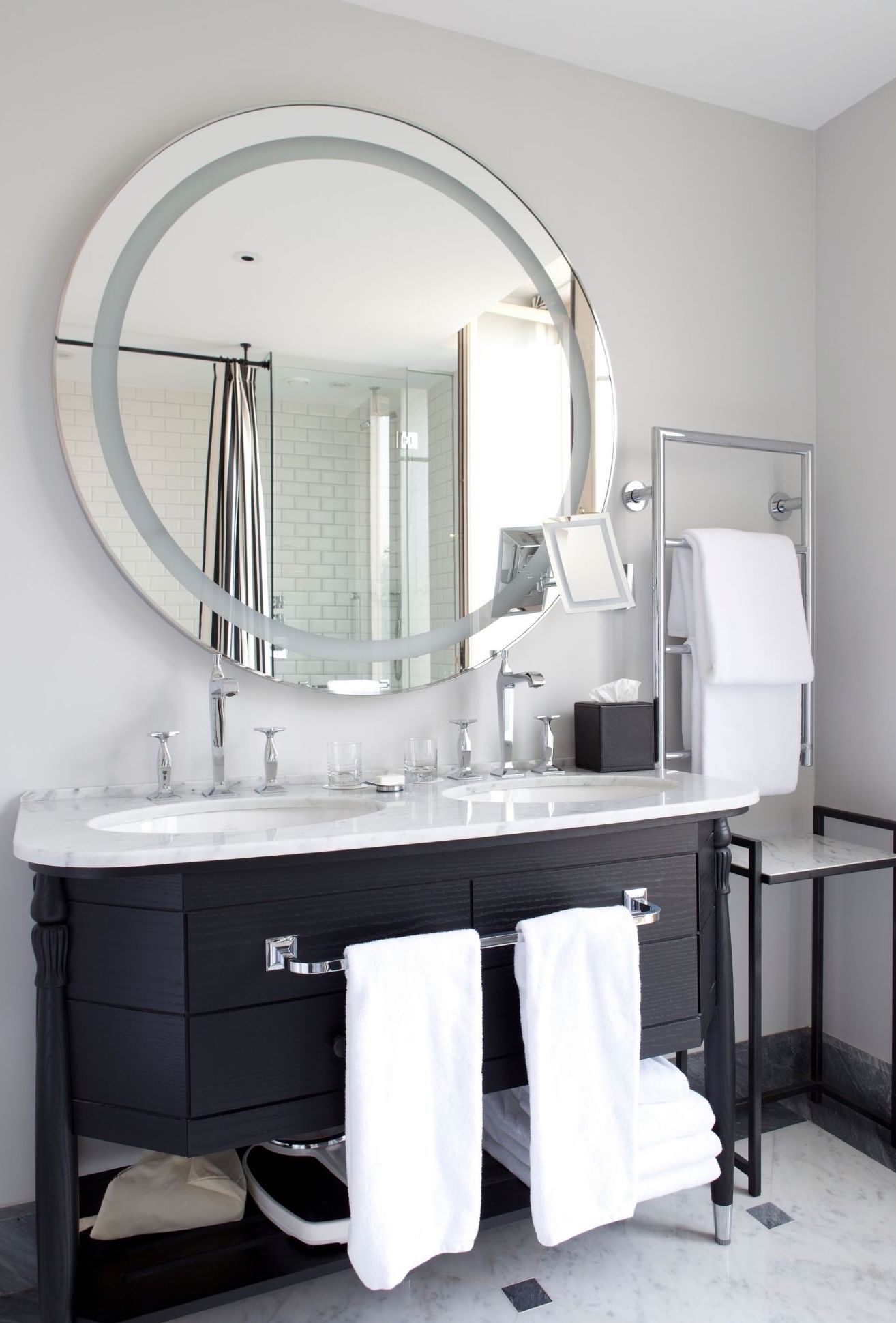 Everyday Wholesome | 30+ Bathroom Vanities & Remodeling Inspiration