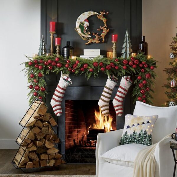 How to Decorate a Stunning Christmas Mantel – 45 Festive & Cozy Ideas ...