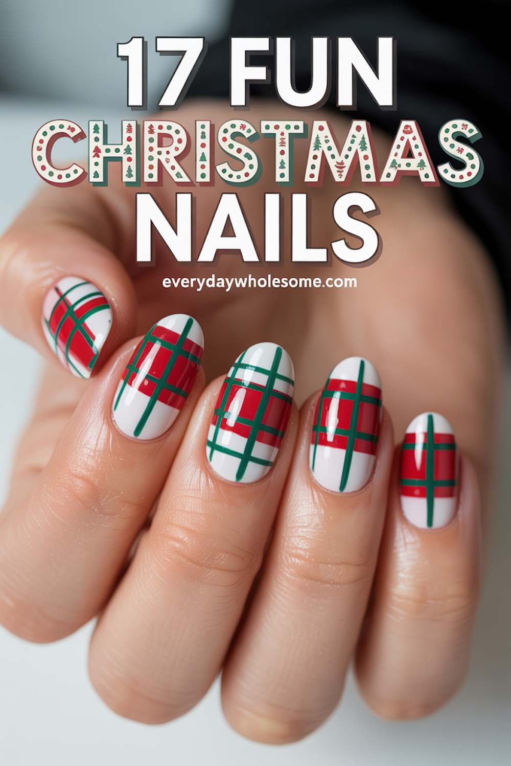 17 Fun Christmas Nails Ideas To Elevate Your Holiday Style – Everyday ...