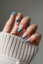 21 Chrome Christmas Nails Ideas for a Festive and Stylish Holiday Look ...